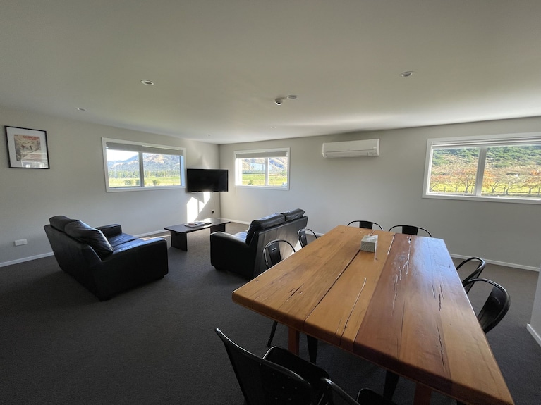 Upper Lodge (6 Bed) Pudding Hill - West Coast