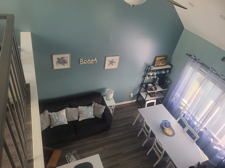 Family Fun!! 2 Blocks From- Famous Seaside Heights Boardwalk & Beach!! 3br/2fb - Island Beach State Park, Seaside Park