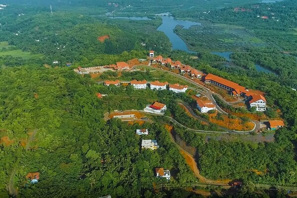 Vaidekam Resort And Ayurveda Healing Village, Kannur - Kodagu