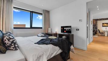 Apartamento luxo | 1 quarto, escrivaninha, Wi-Fi de cortesia