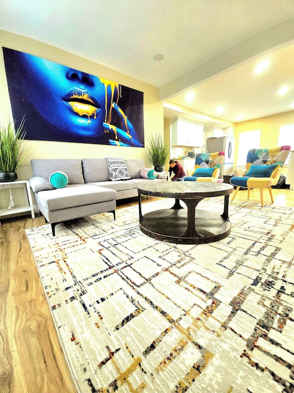 5 Bedroom In The Center Of Springfield . - Springfield, MA