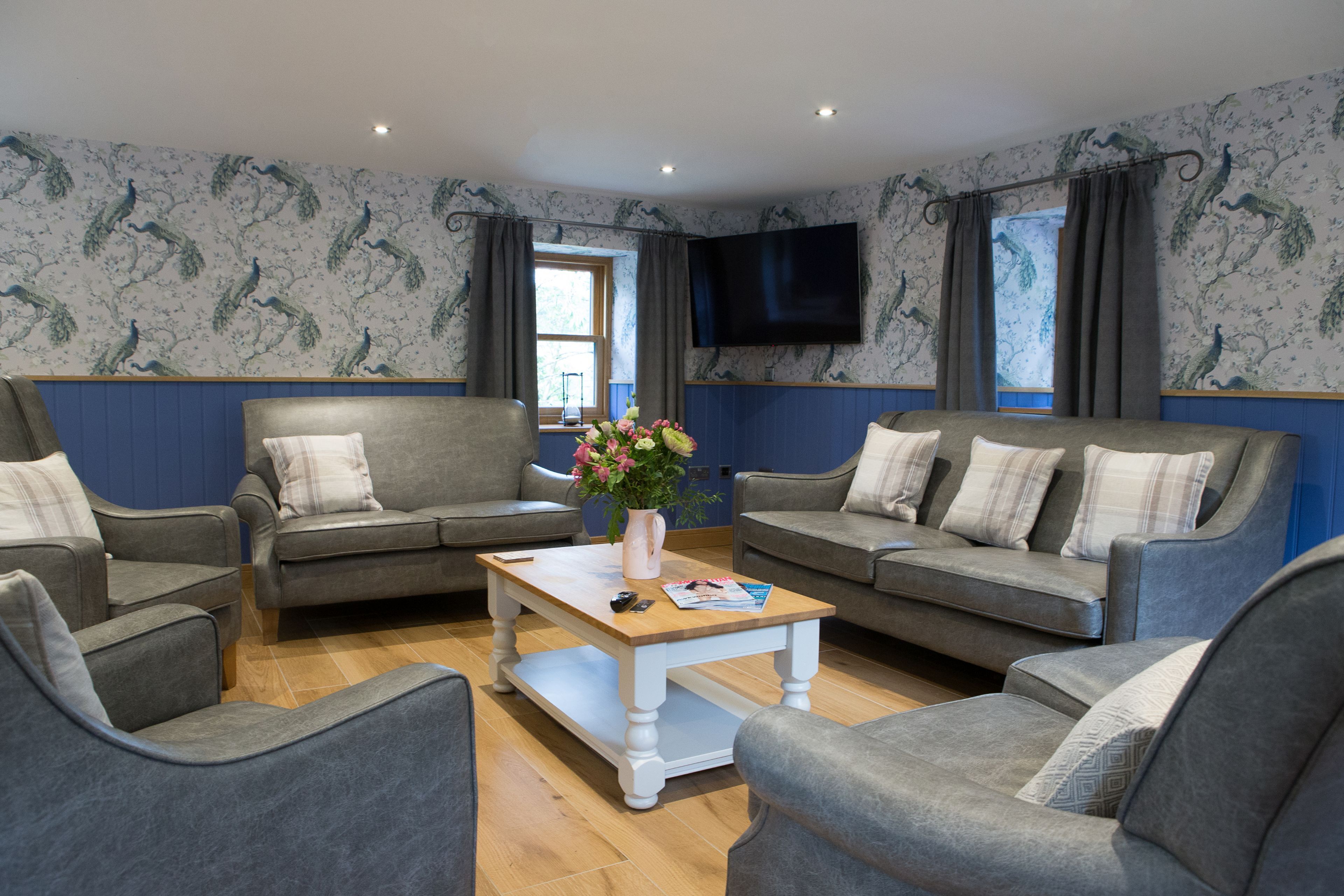 Leapings Cottage - Sleeps 12 Guests  In 6 Bedrooms - Holmfirth