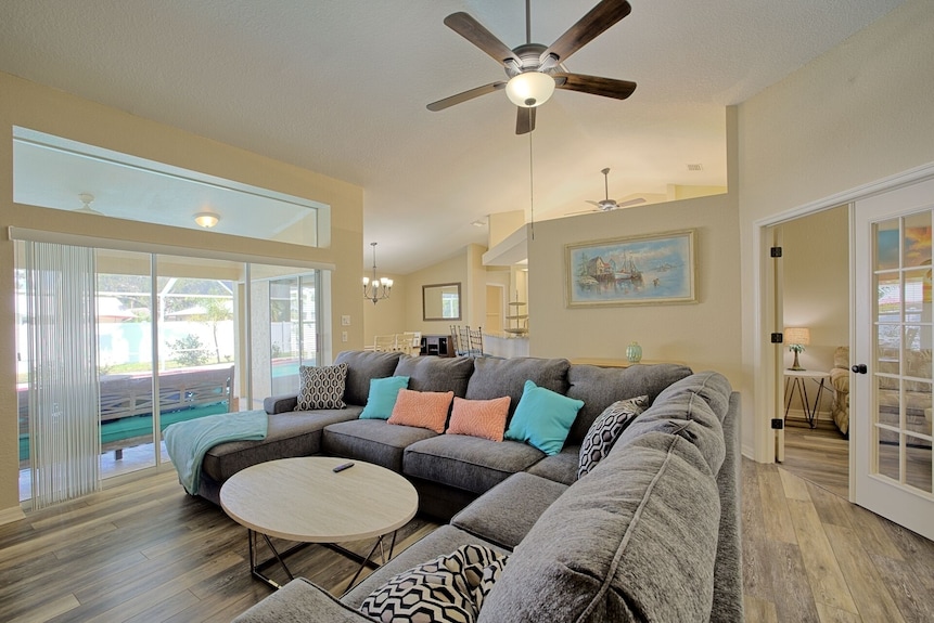 Huge Port Charlotte Pool Home Close To Resort And Downtown Punta Gorda. - Punta Gorda, FL