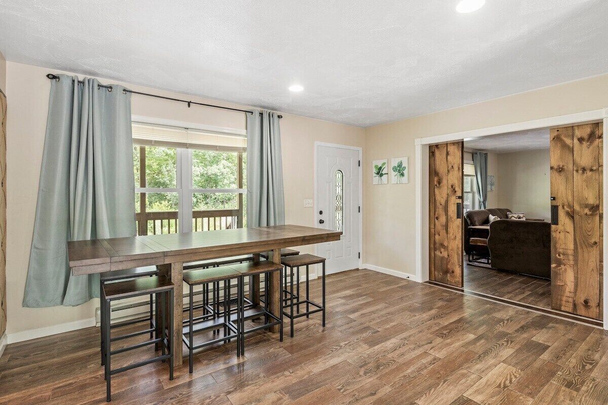 Hot Tub! Sleeps 14! Near Ithaca & Wineries!dogs Ok! - Taughannock Falls State Park, Trumansburg