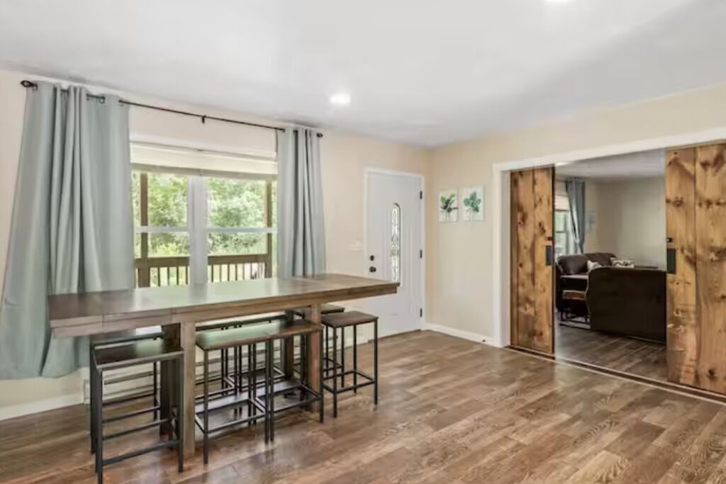 Hot Tub! Sleeps 16! Near Ithaca & Wineries!dogs Ok! - Taughannock Falls State Park, Trumansburg