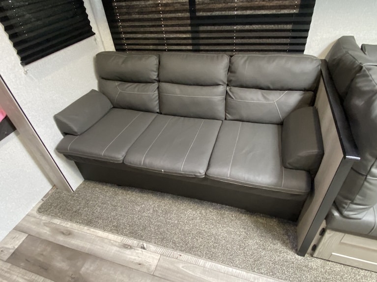 Toledo Bend Lakefront Rv Slot With 34ft Camper And Beautiful Sunset Views - Louisiana