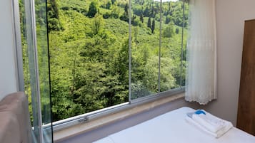 Bungalow Familiar | 2 quartos, Wi-fi grátis, roupa de cama fornecida