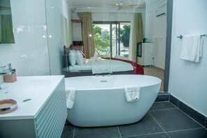 Suite Júnior | Secretária adequada para computadores portáteis 