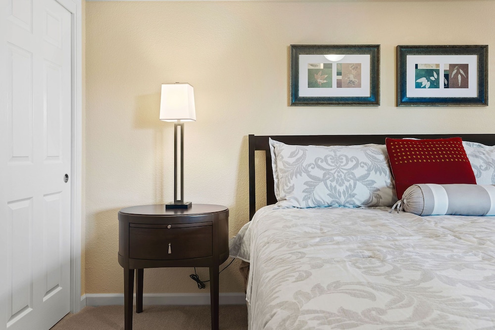 Closely Located To Seascape Golf Course & Seascape Village - Aptos