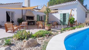 Piscina exterior sazonal