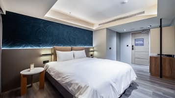 Quarto Quádruplo Elite, 2 camas de casal | Com mobília individualizada, Wi-fi grátis, roupa de cama fornecida