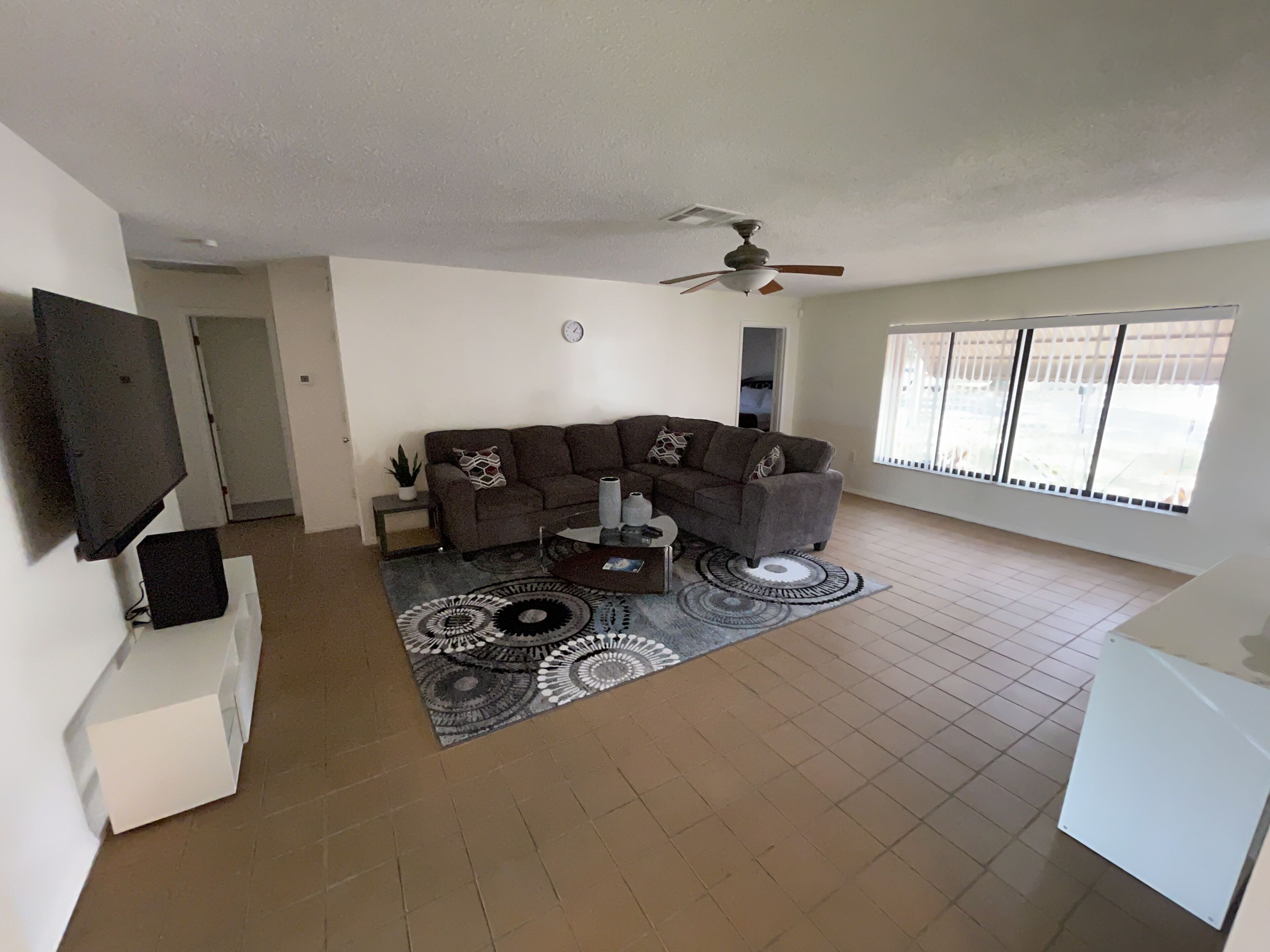 Enjoy A Tranquil Stay Close To Nature - Lakeland, FL