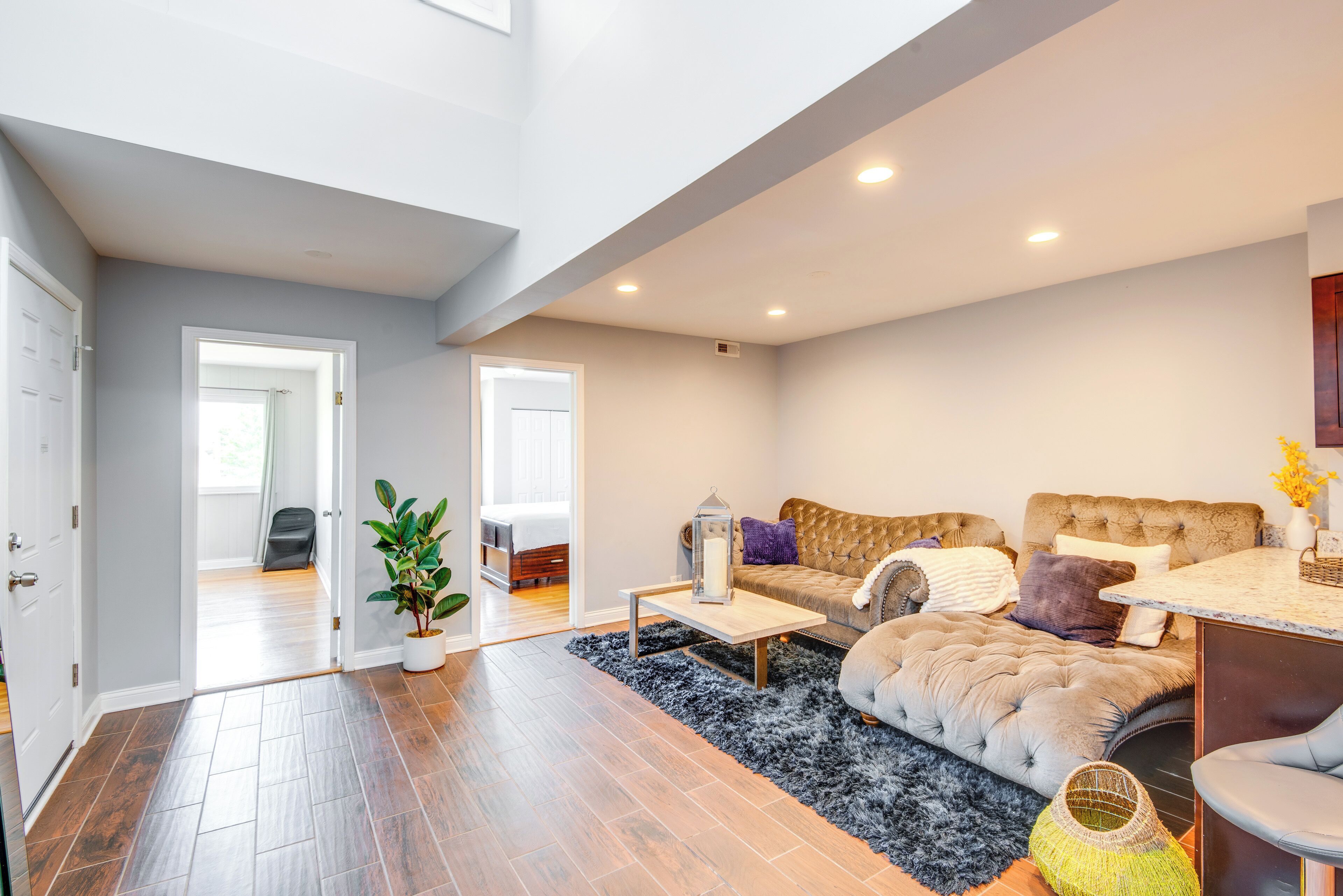 5 Mi To Midway: Walkable Chicago Apartment - Oak Park, IL