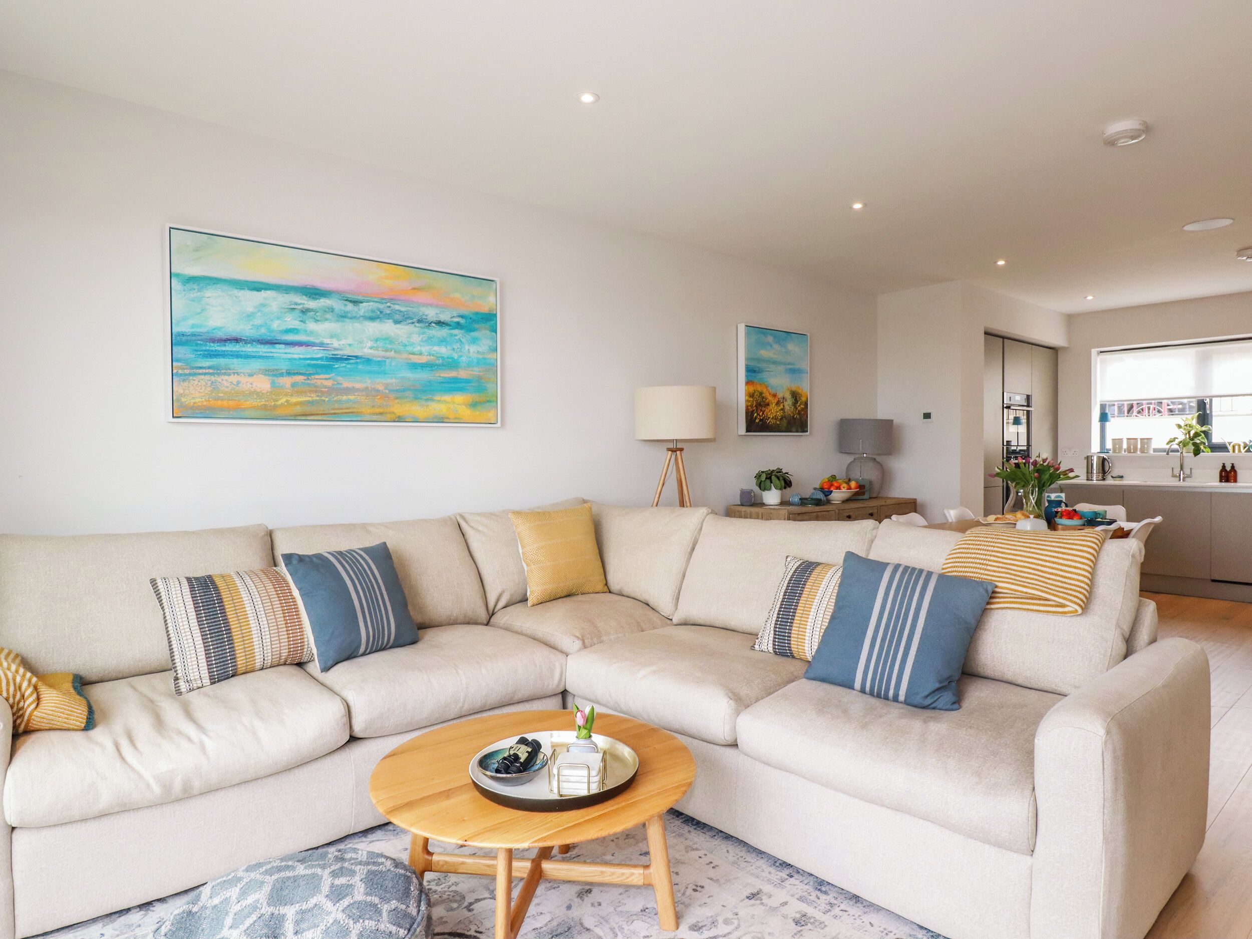 11 Ebbtide, Pet Friendly, Character Holiday Cottage In Porth - Perranporth