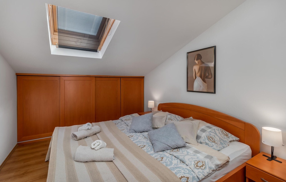 Belle Maison à Crikvenica Avec Sauna - Krk