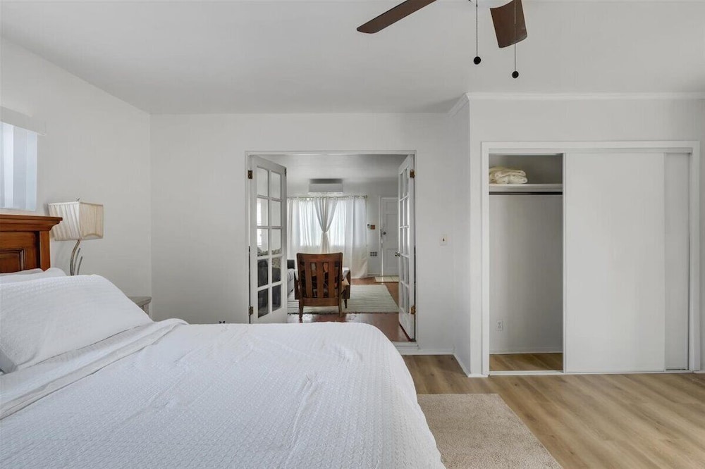 Private And Cozy Two Bedroom Home With Laundry And Patio In Windsor Hills - Aéroport de Los Angeles (LAX)