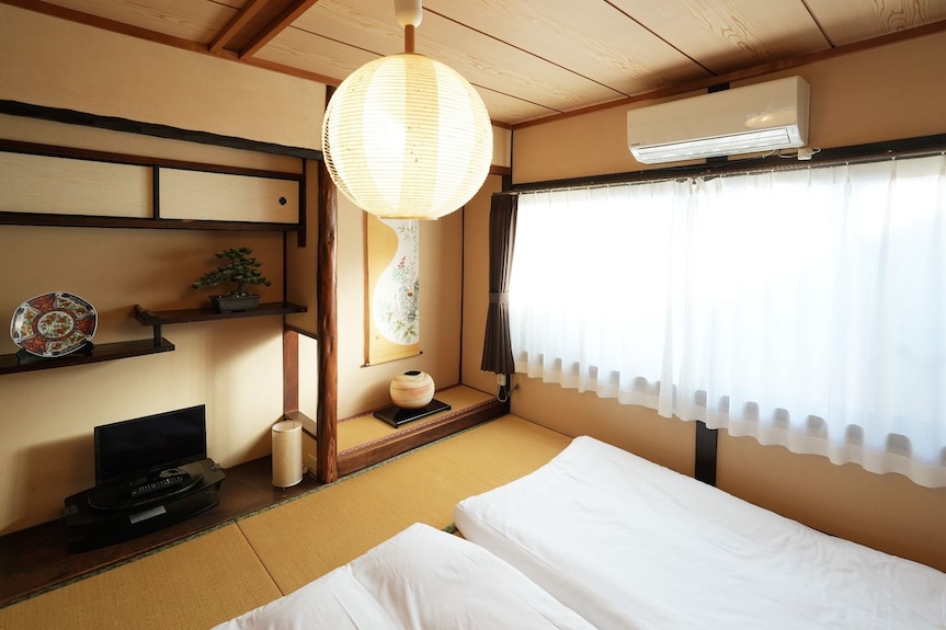 Tenkaku 10 Minutes Walk From Hankyu Randen Jr / Kyoto Kyōto - Kioto