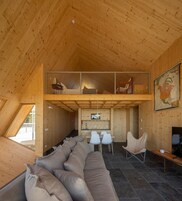 Villa | Kitchenette privada | Um frigorífico/congelador grande, um micro-ondas, um forno 