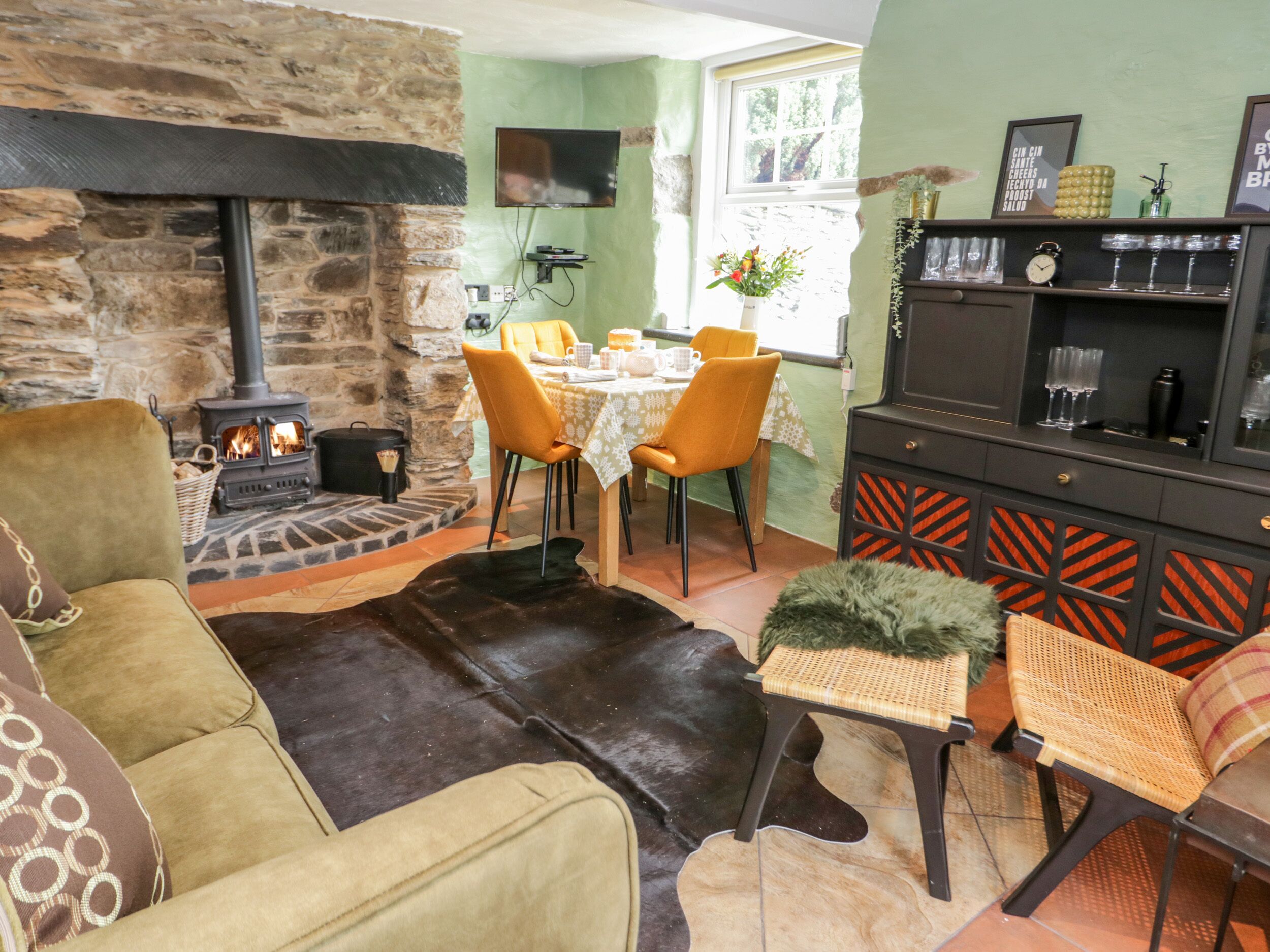 Bron Celyn Bach, Pet Friendly, With Open Fire In Betws-y-coed - Betws-y-Coed