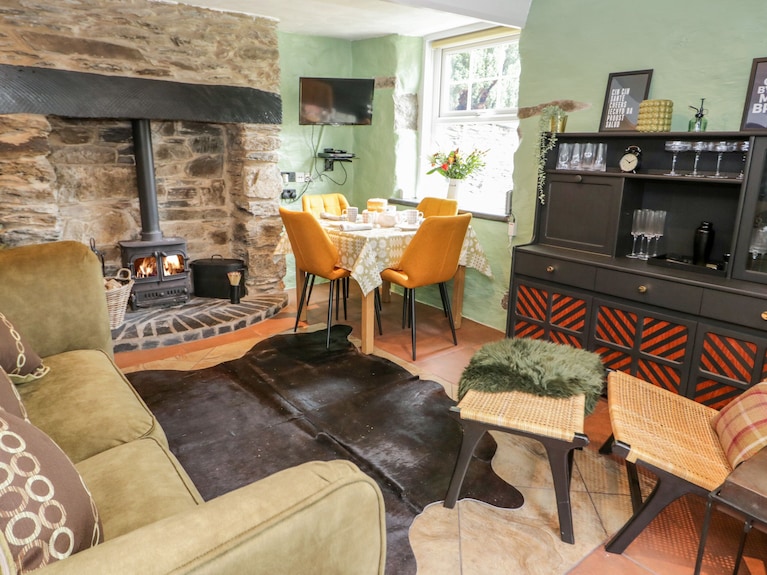 Bron Celyn Bach, Pet Friendly, With Open Fire In Betws-y-coed - Betws-y-Coed