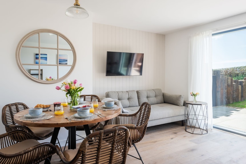 Silver Cove - A Luxury Coastal Apartment Just Moments From The Beach - Hope Cove