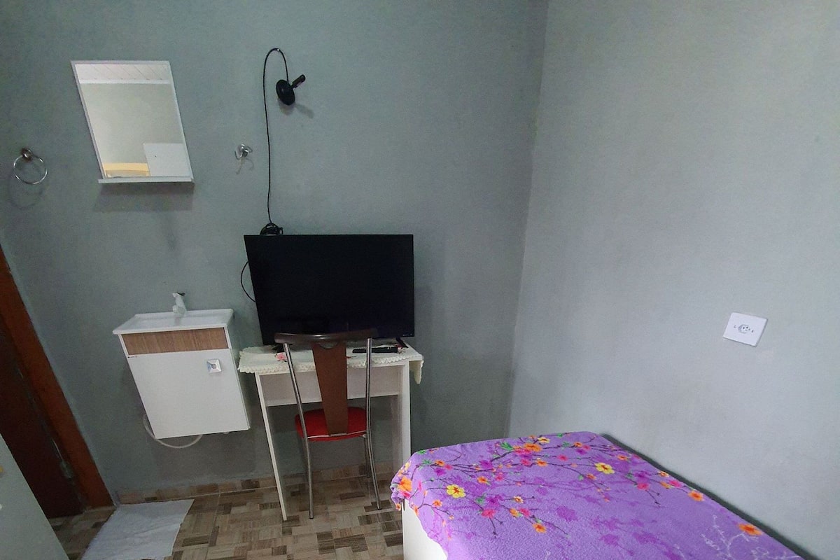 Estúdio Económico | 1 quarto, Wi-fi grátis, roupa de cama fornecida