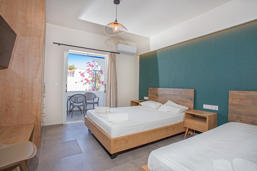 Saltriver Rooms - Greece