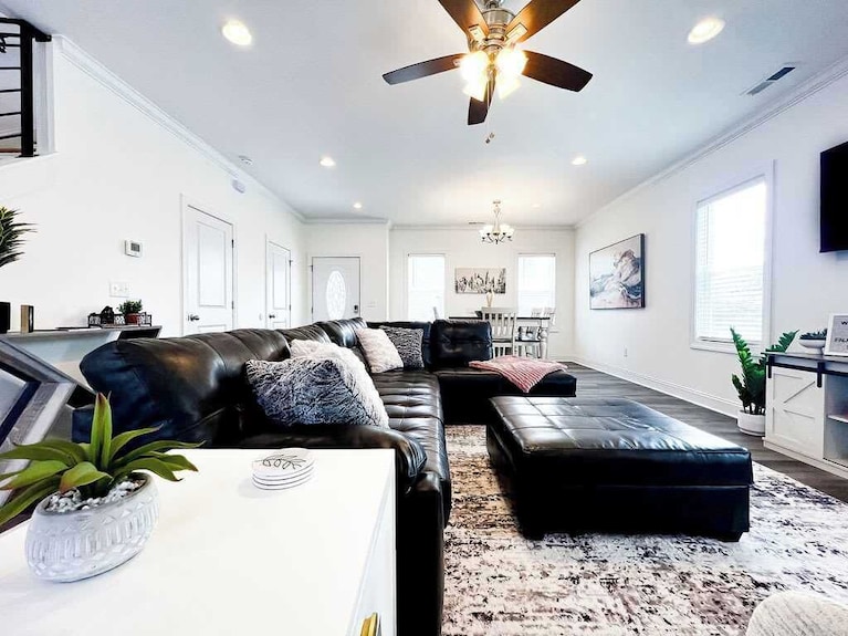 Heart Of Downtown- Pet-friendly Ilm Retreat! - Wilmington, NC