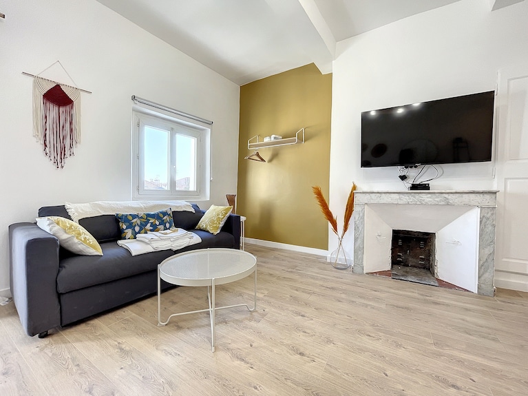 (005) City Hall Old Town - Antibes