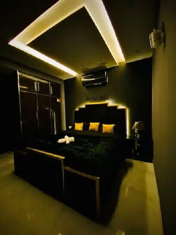 Phoenix Apartments - Lahore