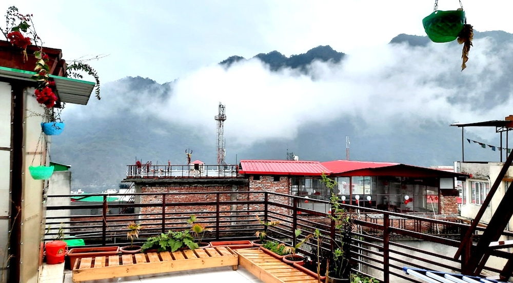 The Mountain View - Rishikesh