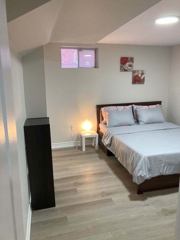 Brand New Cozy 2 Bedroom In Law Suite With Separate Entrance (Self Check-in) - 256