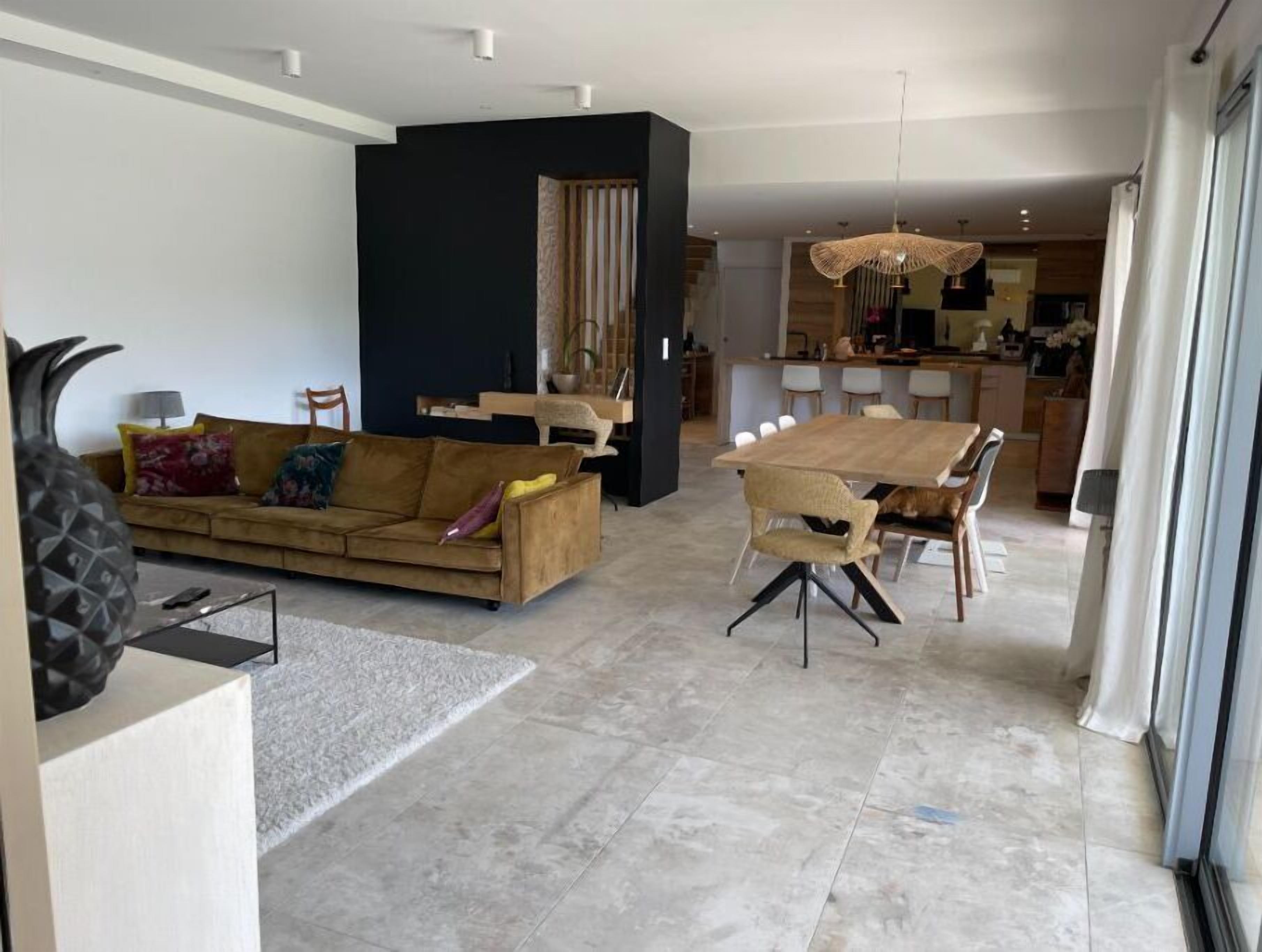 Maison D'architecte Contemporaine Avec Piscine - Montélimar