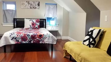Quarto Económico, 1 cama de casal, não fumadores, casa de banho partilhada | 1 quarto, com mobília individualizada, secretária