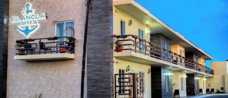 Fachada da propriedade