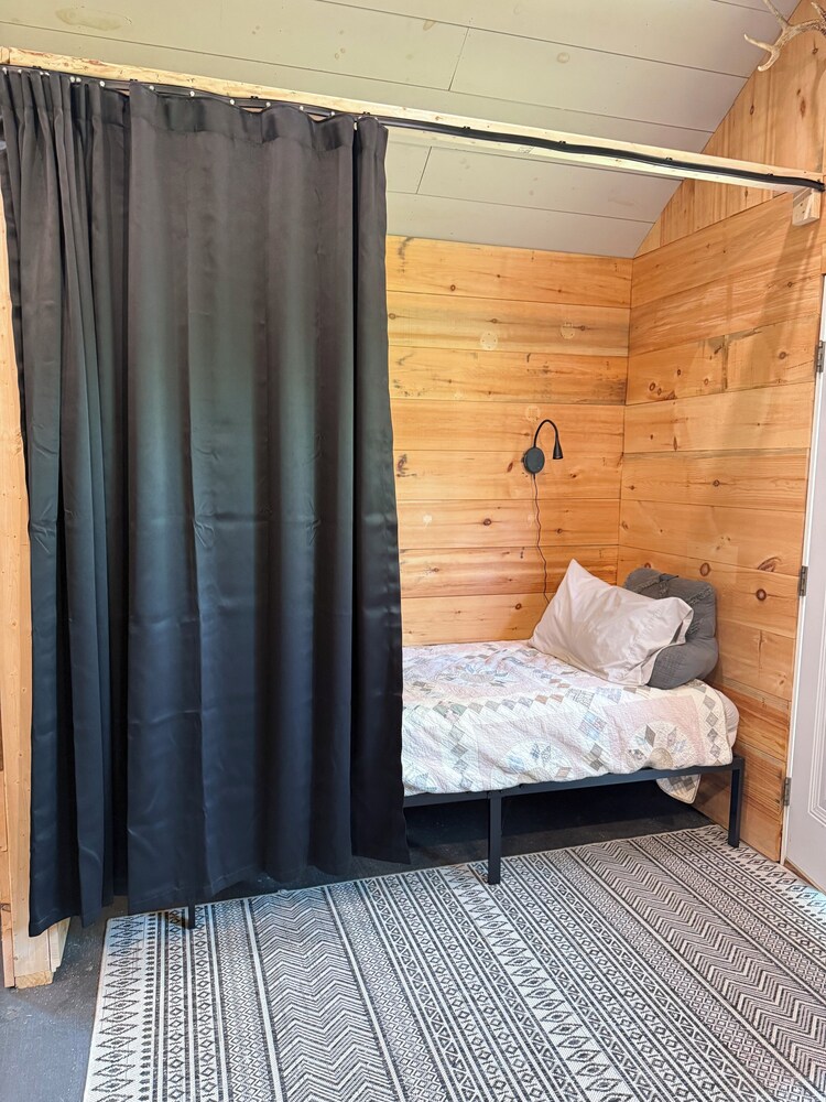 North Blue Lake TrailHouse - Water-Sand-Winter Wonderland,Kalkaska, Mi ...