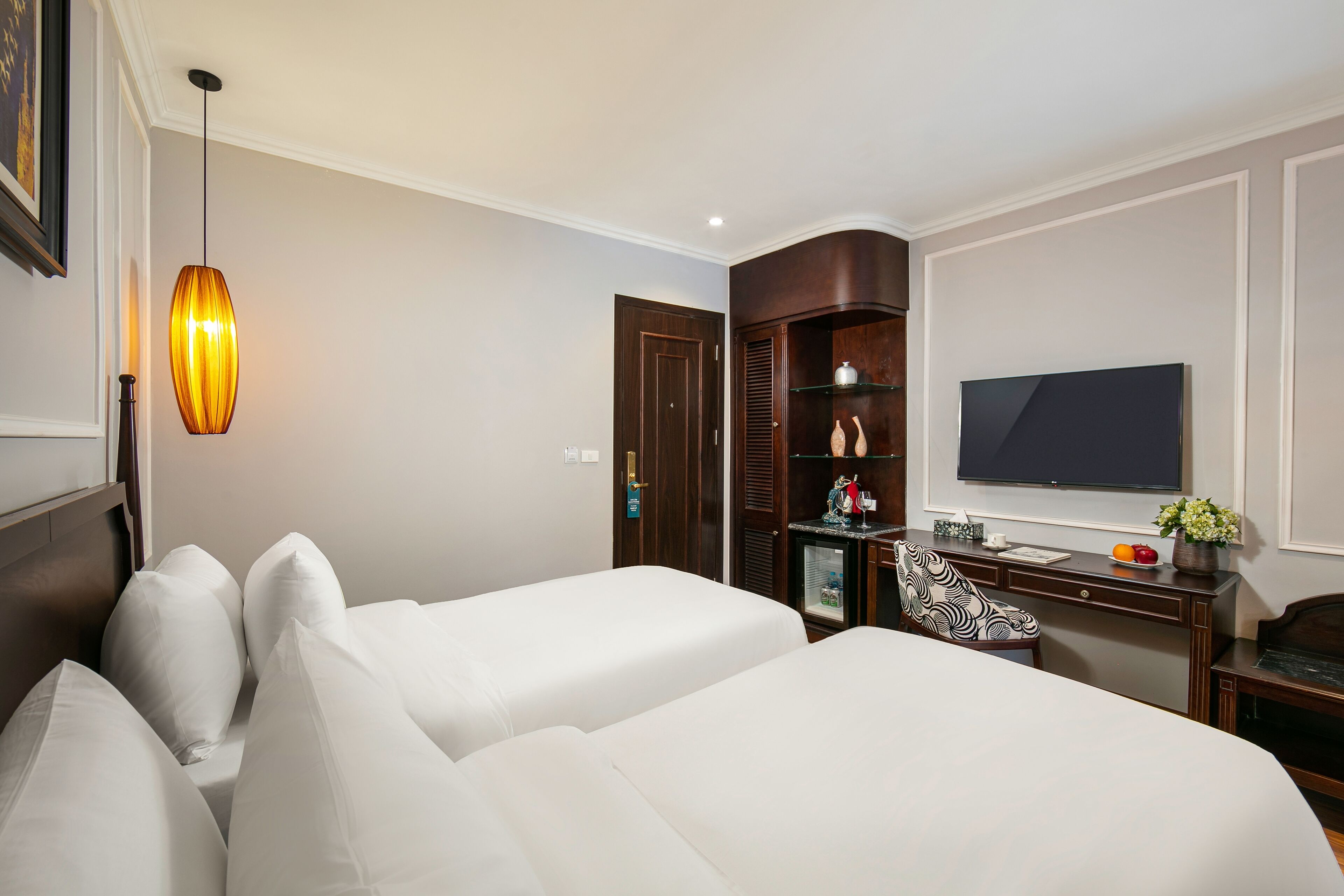 Salute Premium Hotel & Spa in Hanoi: Find Hotel Reviews, Rooms, and ...