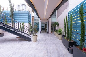 Fachada da propriedade