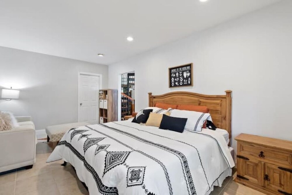 The Pool House - Glades County | Vrbo