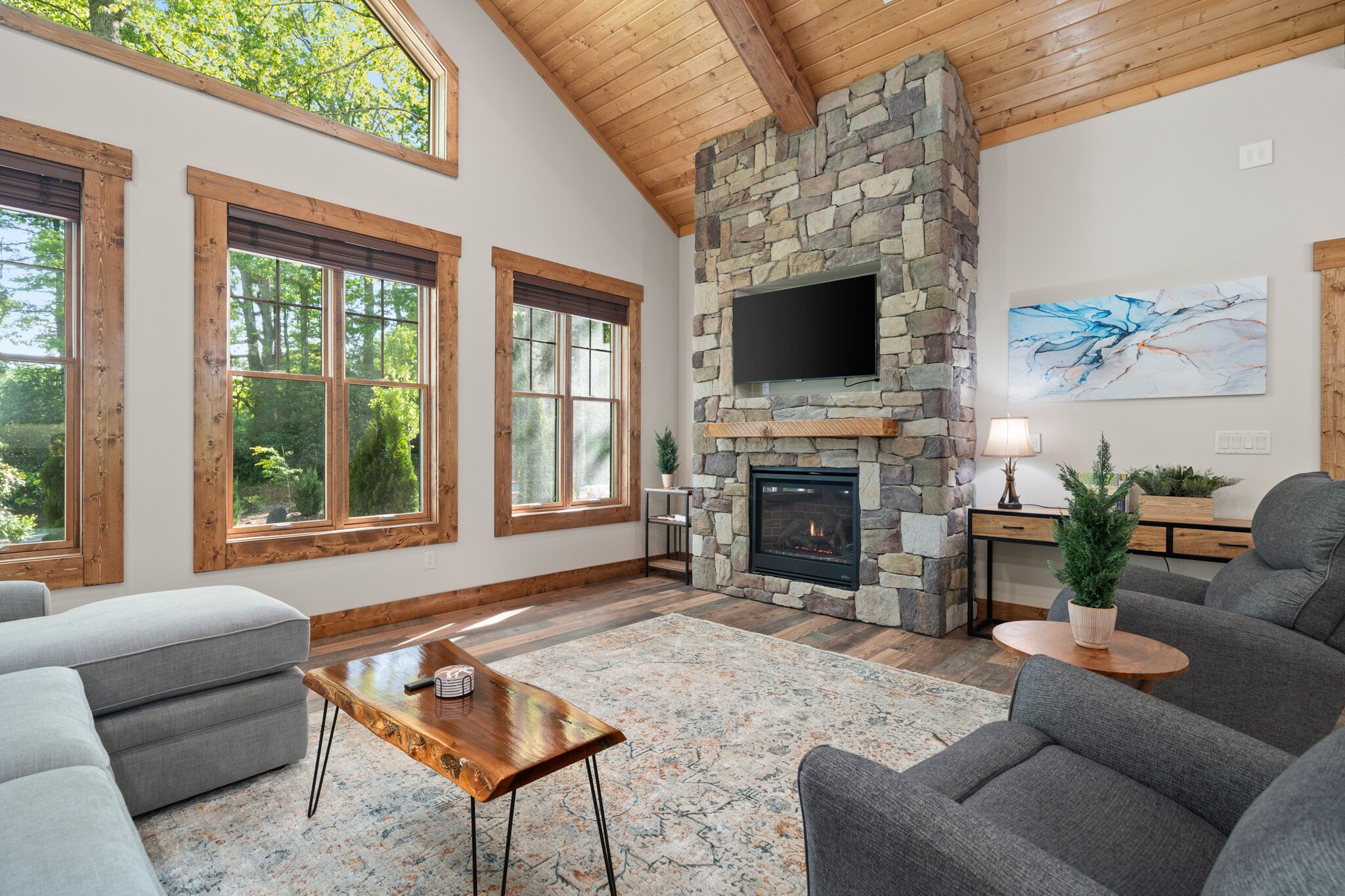 2023 New Construction~luxury Cabin~hot Tub~15 Mins To Downtown~hiking~koi Ponds - Asheville, NC