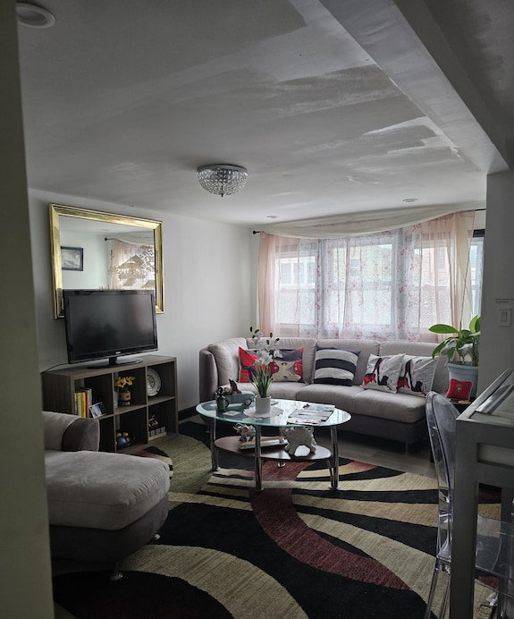 Best Location Close To Nyc 15 Minutes Via Ferrys. - クイーンズ, NY