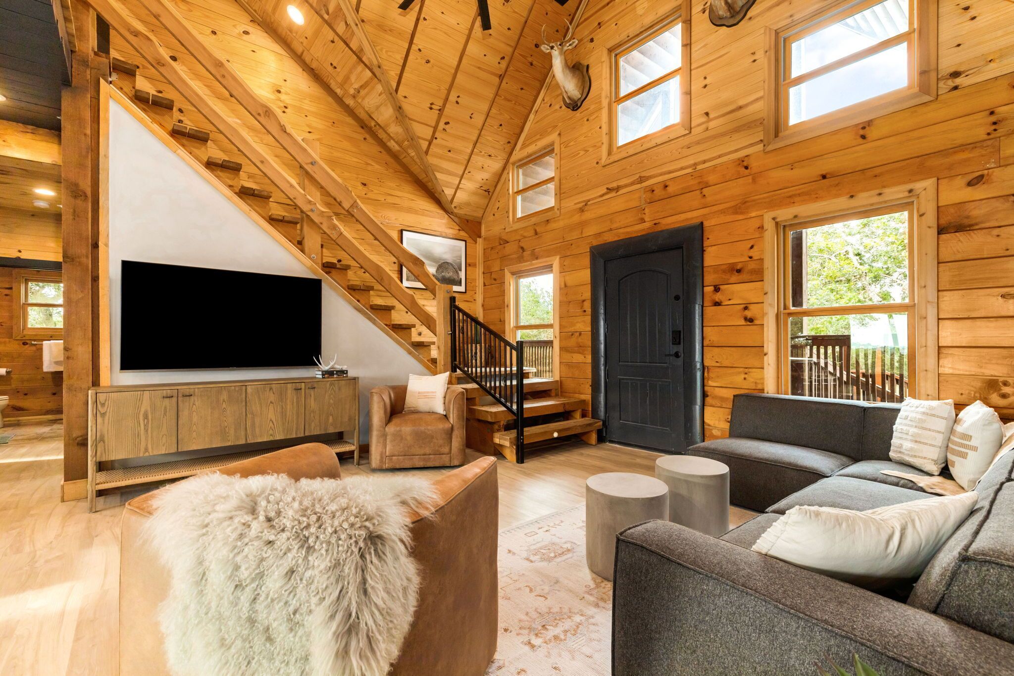 Hill Country Luxury Cabin - Johnson City, TX