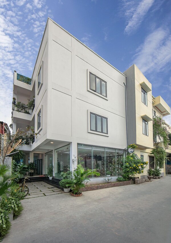 Della Luna Hotel Tam Cốc - Tam Điệp