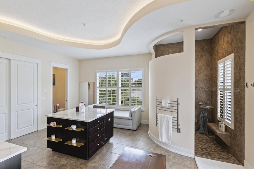 New Listing - Exquisite Resort Style Pool Home | Flagler Beach | Close To The Beach | Hot Tub - Palm Coast, FL