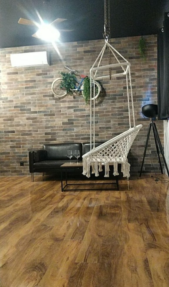 La Suite Grenoble Jacuzzi Et Sauna Privatif - Grenoble