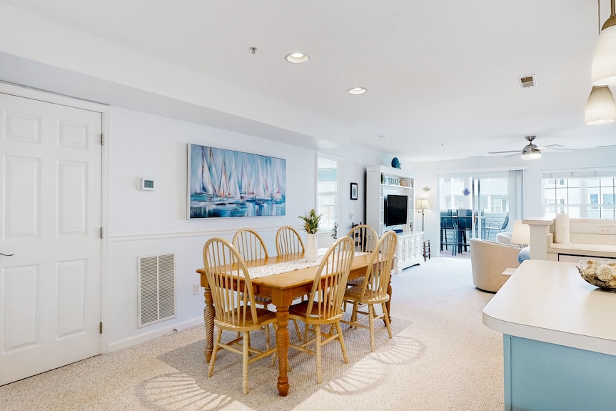 Sanibel Village Condo 3 Pools, Tennis/pickleball, Community Grill, Ac, & W/d - Rehoboth Beach, DE