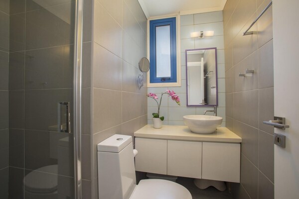 Aster Suite In Protaras - Protaras