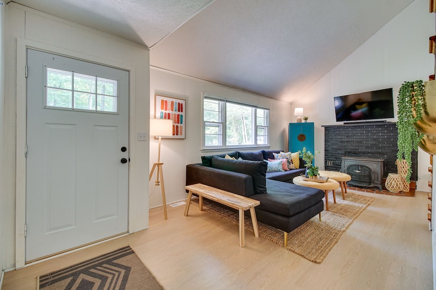 Maryland Vacation Rental W/ Private Pool & Dock - Maryland (State)