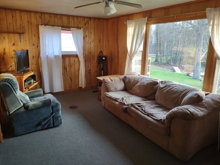 Twin Bay Resort Cabin # 5 - Wisconsin