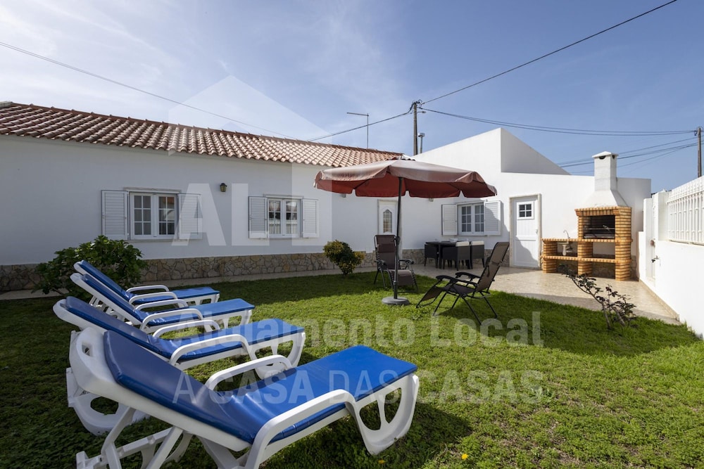 White House By Acasadascasas - Mafra